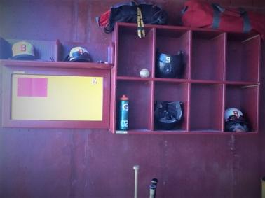 8 Helmet Cubby Rack. - PYT Sports